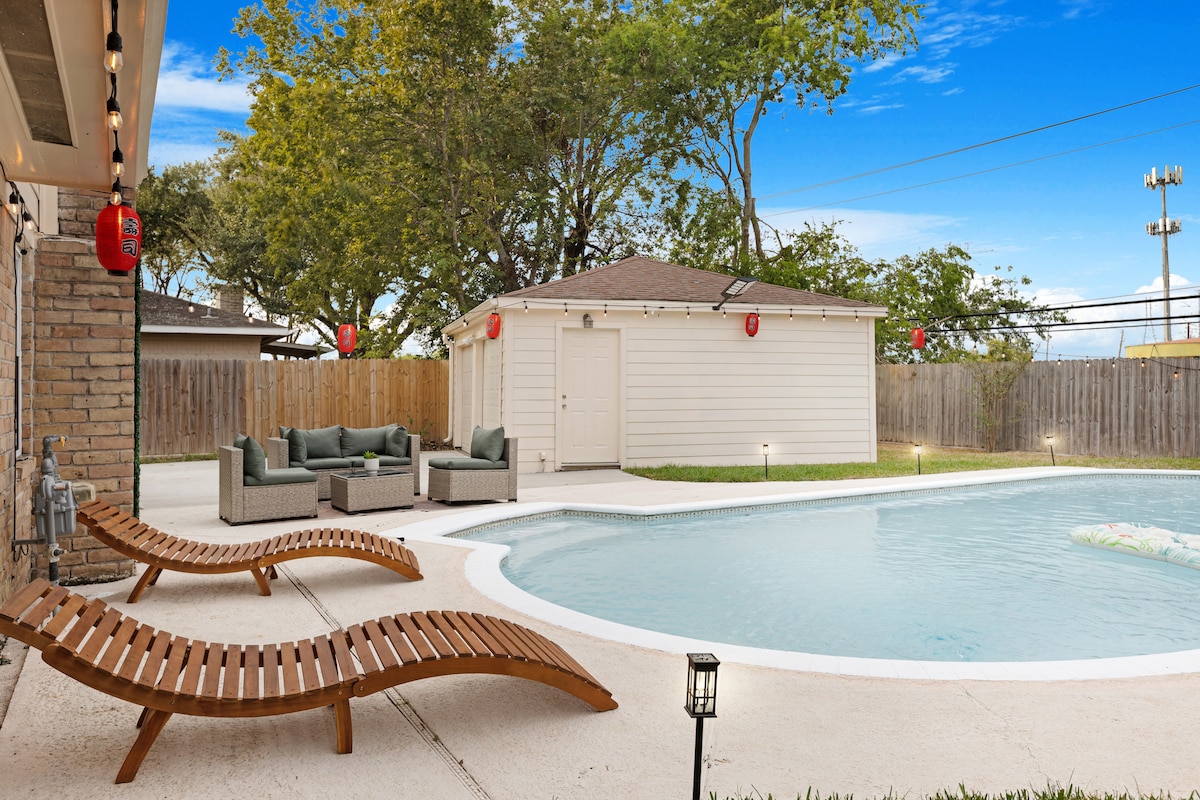 Relaxing Japandi Stay - Pool, BBQ, Firepit - Levi Homes